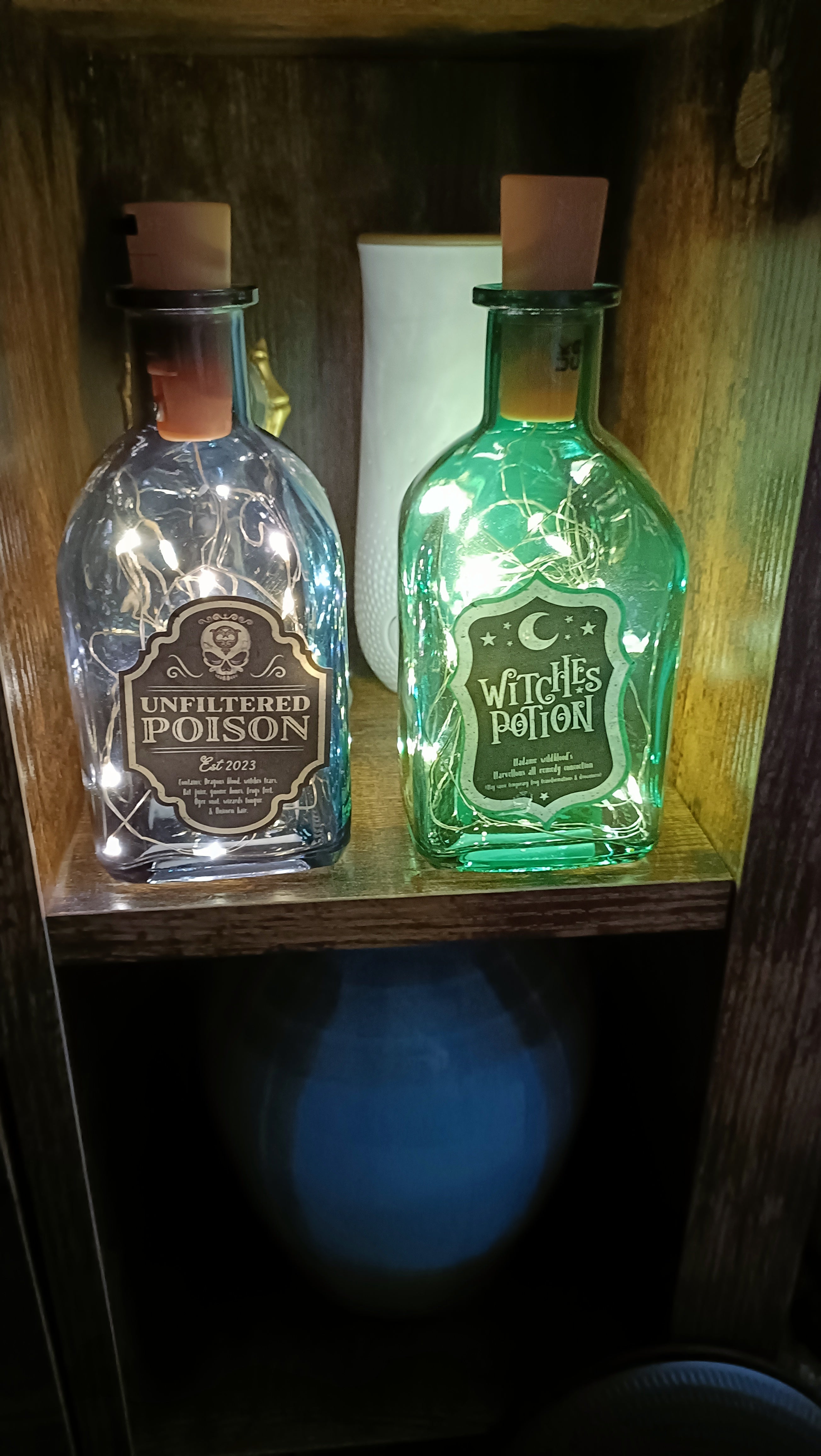2x lamp set witches potion and unfiltered poison lamps